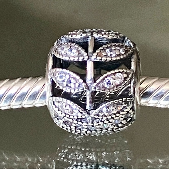 Pandora | Jewelry | Pandora Sparkling Leaves Cz Charm | Poshmark